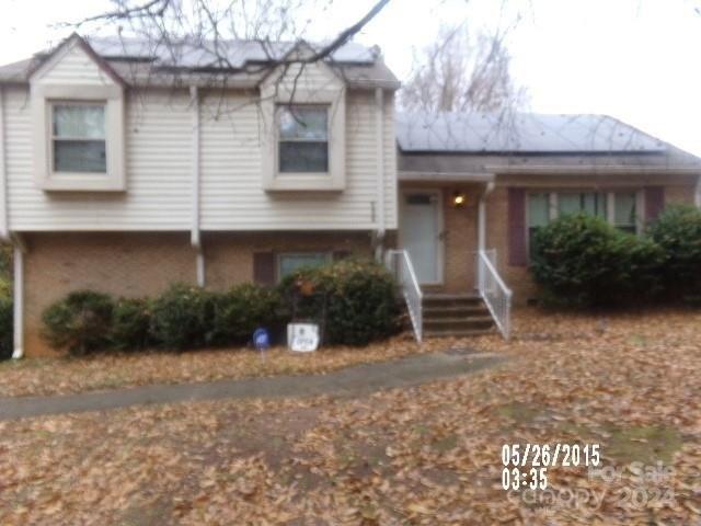671 Archdale Dr, Charlotte, NC 28217