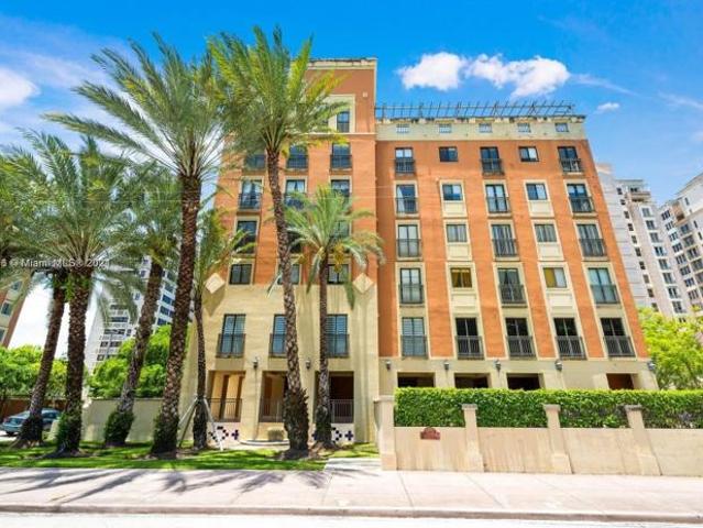671 Biltmore Way #PH, Coral Gables, FL 33134