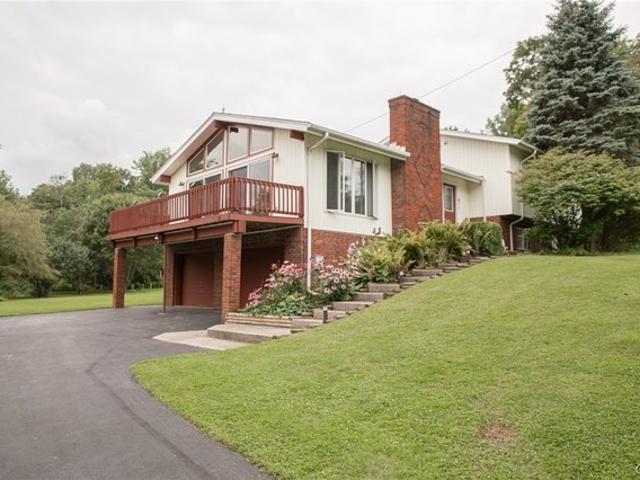 671 Goodrich Hill Rd, Locke, NY 13092