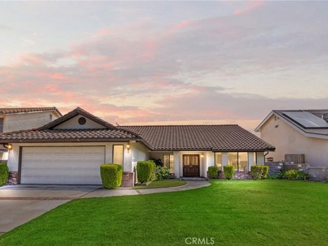 671 Dover Dr, San Bernardino, CA 92407