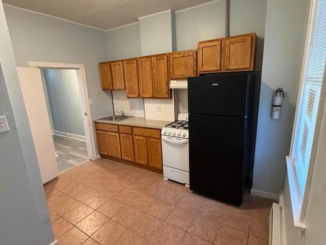 671 Long Lane # B