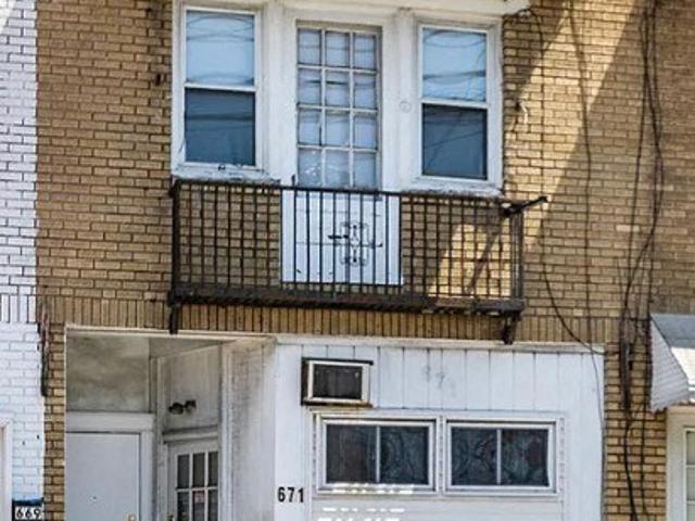671 Long Lane 2 Bedrooms, 1 Bathroom