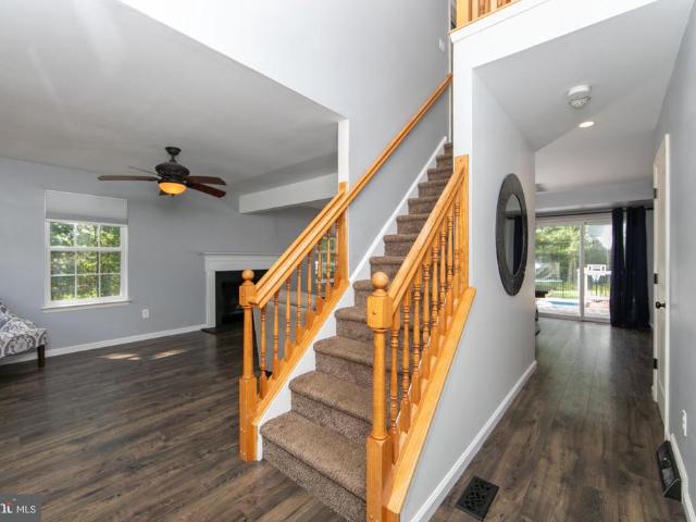 671 Lantern Way