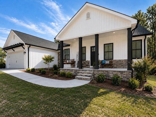 671 Mauney Chapel Rd, Corbin, KY 40701