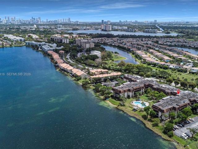 671 NE 195th St Unit 114E, Miami, FL 33179