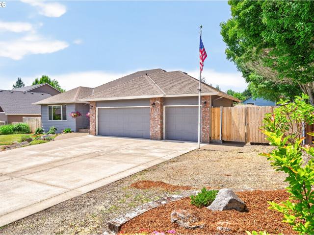 671 nw allen ct