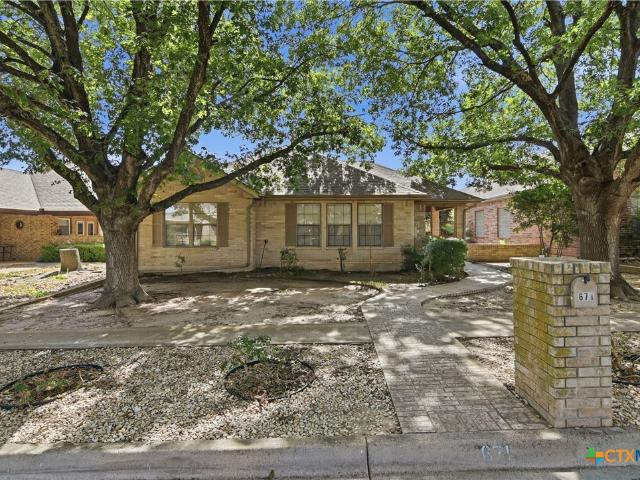 671 Sagewood Parkway