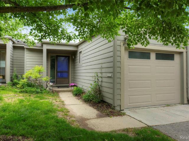 671 Watersedge Drive