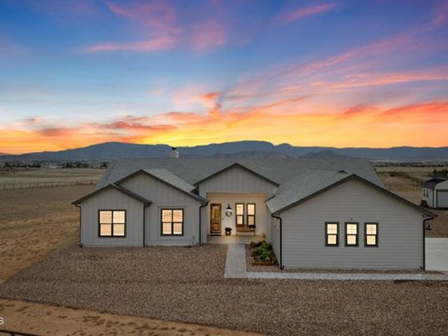 6724 E Camden Ln, Prescott Valley, AZ 86315