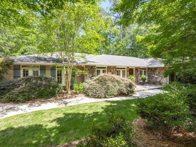 6724 Green Island Dr, Columbus, GA 31904