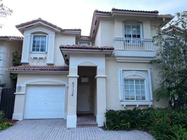 6724 107th Pl NW, Doral, FL 33178