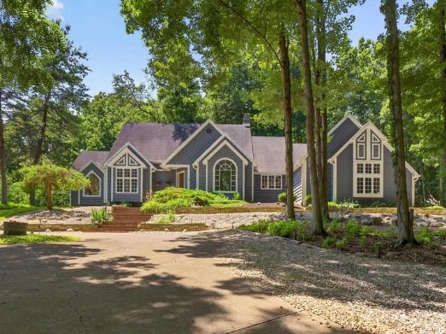 6725 Post Rd, Fort Wayne, IN 46814