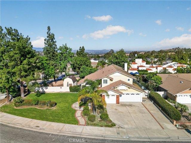 6727 Hawkley Dr, Riverside, CA 92506