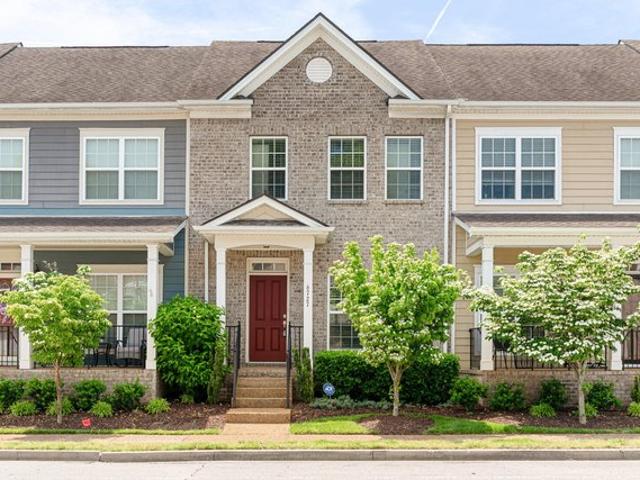 6727 Sunnywood Dr, Nashville, TN 37211