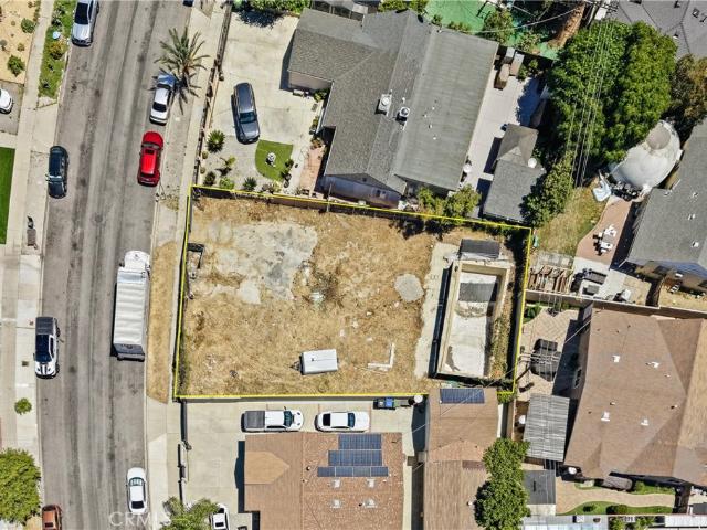 6729 Babcock Avenue