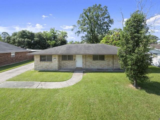 6720 Avocado Dr, Baton Rouge, LA 70812