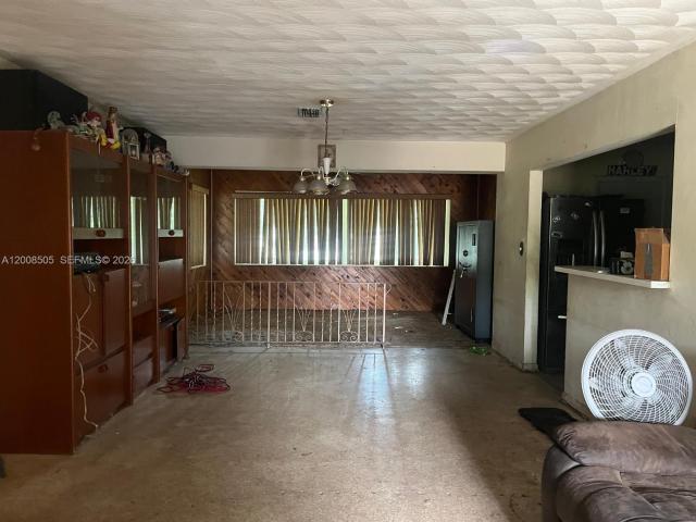 6720 Cody St, Hollywood, FL 33024 | MLS #A12008 | Compass