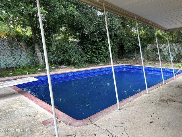 6720 Rhode Island Dr E, Jacksonville, FL 32209
