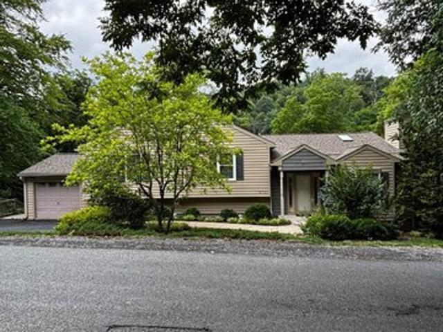 6720 W Lakeridge Rd, New Market, MD 21774