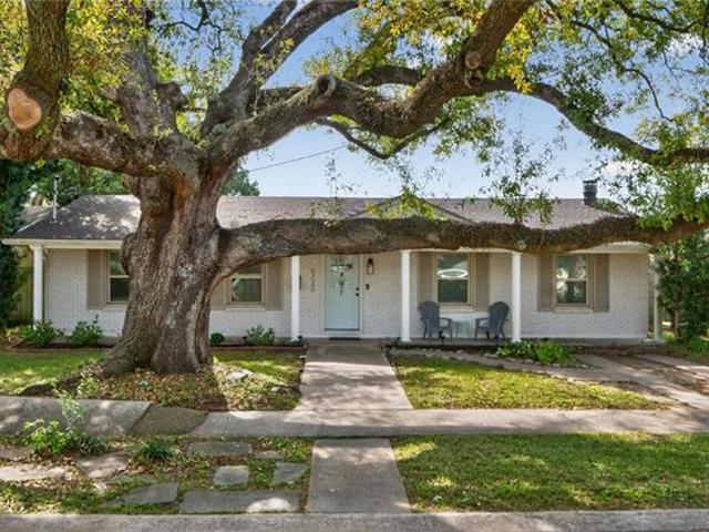 6720 W Magnolia Blvd, Harahan, LA 70123 | MLS #2551