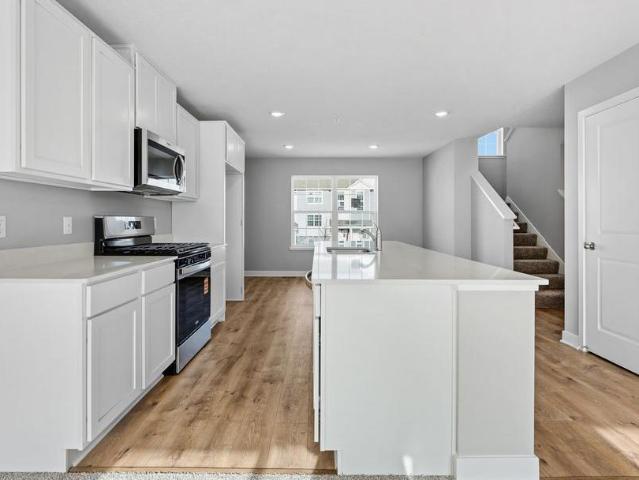 6721 Hinterland Trail S