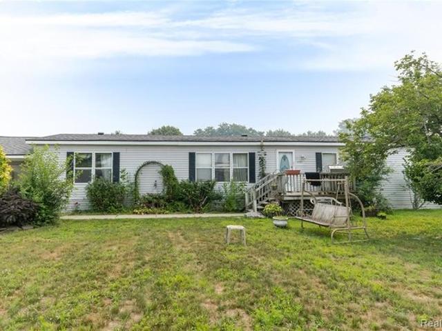 6721 Senate St # 406, Van Buren Township, MI 48111