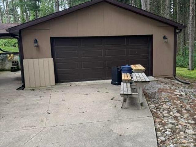 67224 Klinger Lake Road