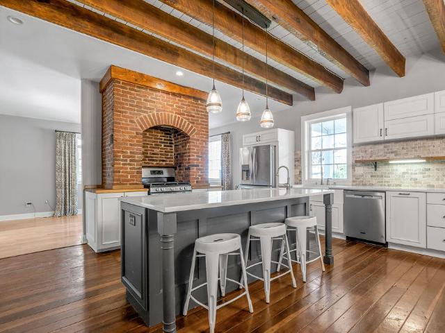6722 Athens Boonesboro Road