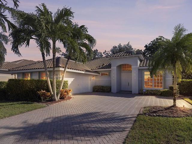 6722 Jog Palm Dr, Boynton Beach, FL 33437
