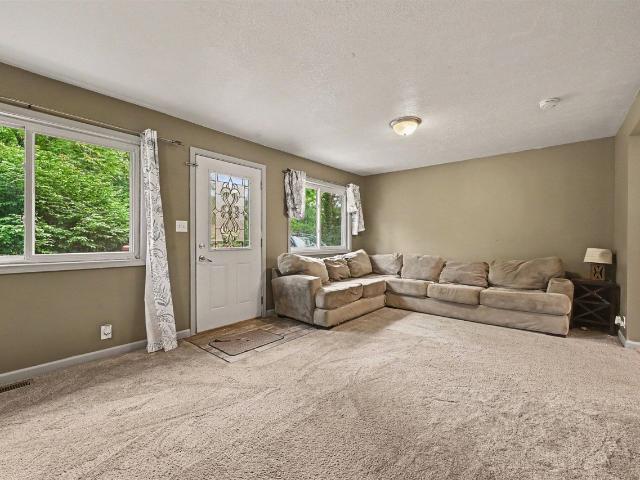 67238 Oxbow Drive