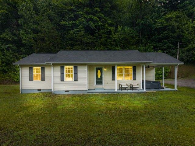6723 KY 1524, Manchester, KY 40962