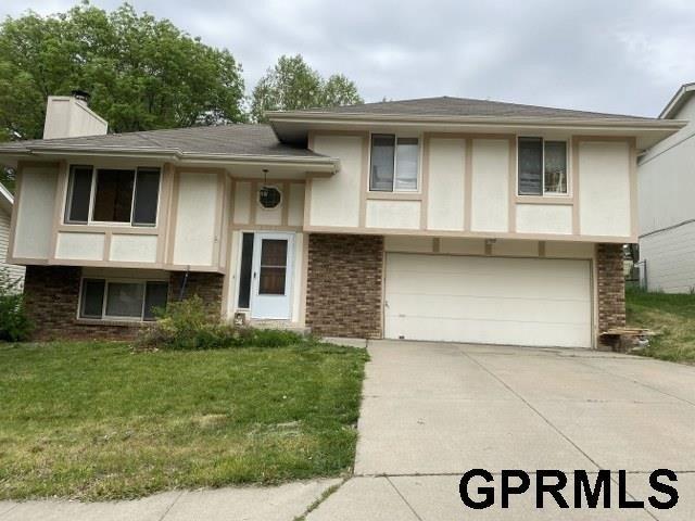 6723 Woodbine Cir, Ralston, NE 68127
