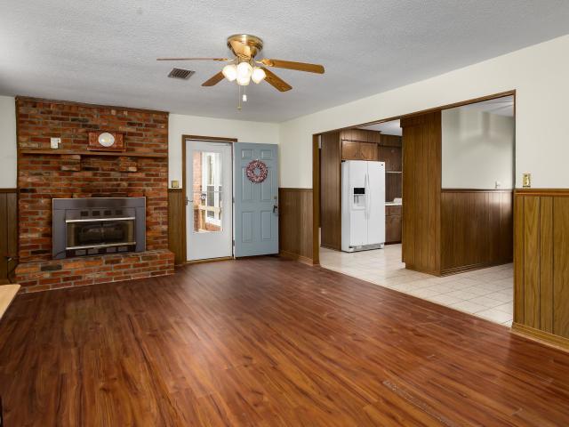 672 Acton Dr