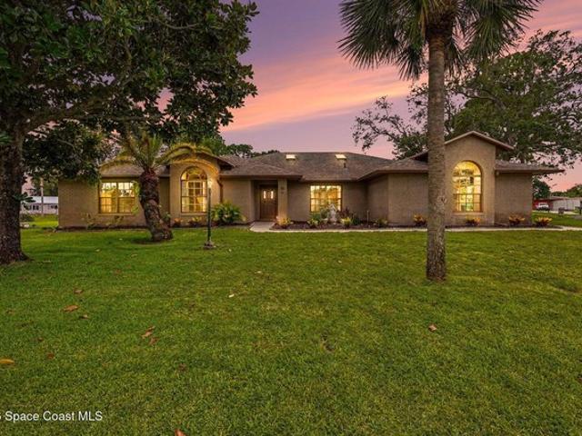 672 Altura Dr, Cocoa, FL 32927