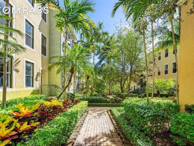 672 Fern St, West Palm Beach, FL