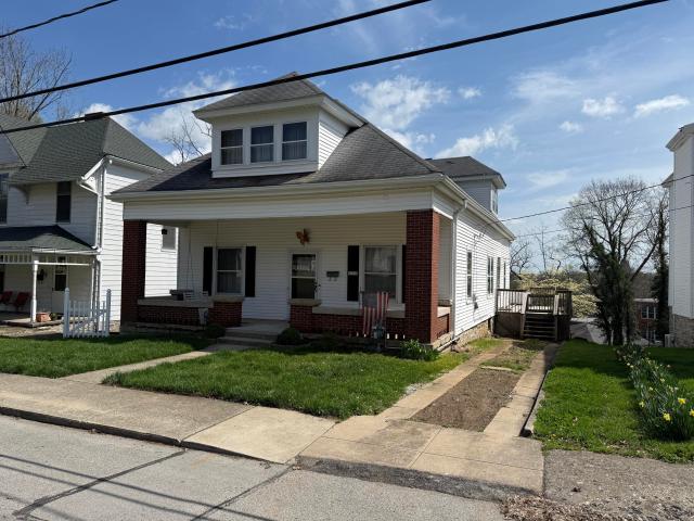 672 Higgins Avenue