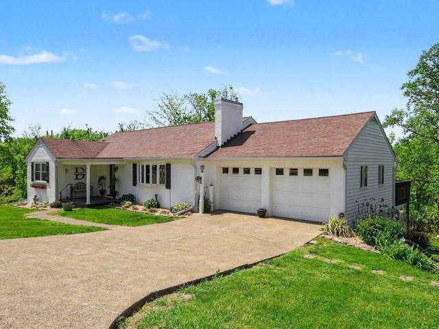 672 Hillcrest Road