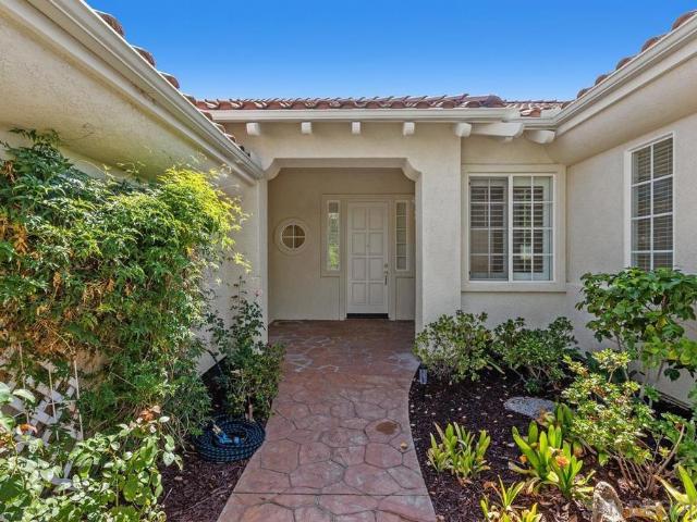672 Inverlochy Drive