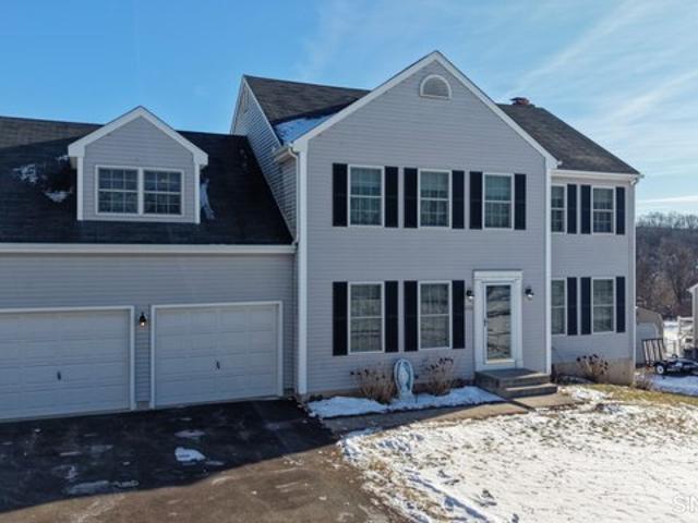 672 Laurel Grove Rd, Middletown, CT 06457