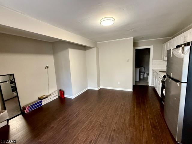 672 Mount Hope Ave # 2