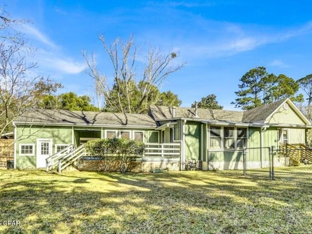 672 Main St, Chipley, FL 32428