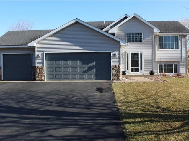 672 Susan St, Big Lake, MN 55309