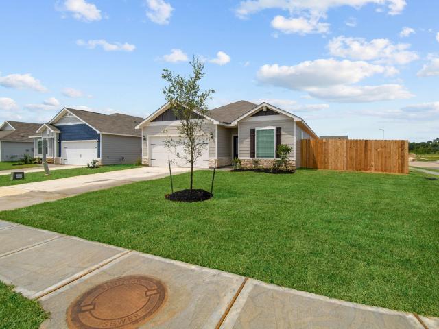 672 Rusted Spur Way