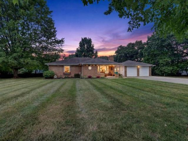 6734 Oakland Dr, Portage, MI 49024