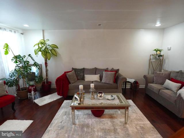 6734 Revere St, Philadelphia, PA 19149 | MLS #PAPH2602 | Compass