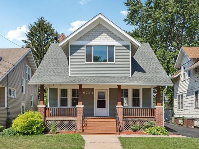 6734 21st Ave, Kenosha, WI 53143