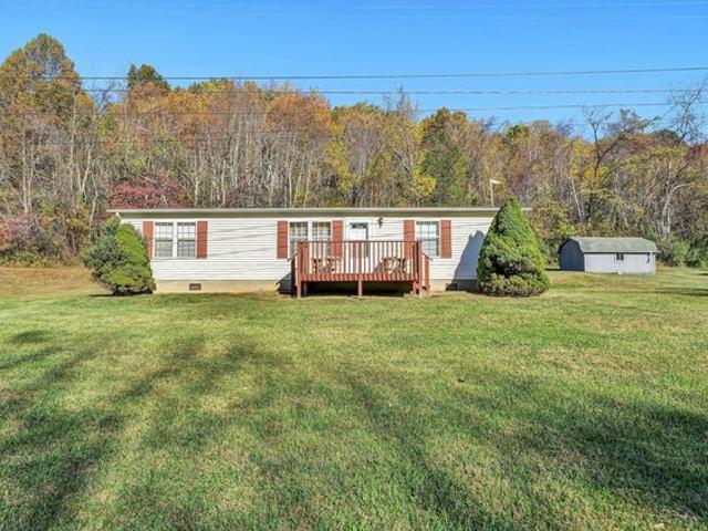 6735 Blacksburg Rd, Catawba, VA 24070