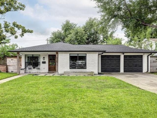 6735 Grovewood Ln, Houston, TX 77008