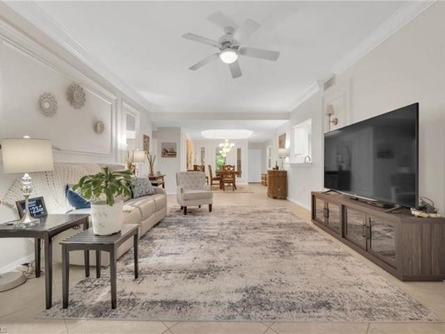 6735 Huntington Lakes Cir Apt 102, Naples, FL 34119
