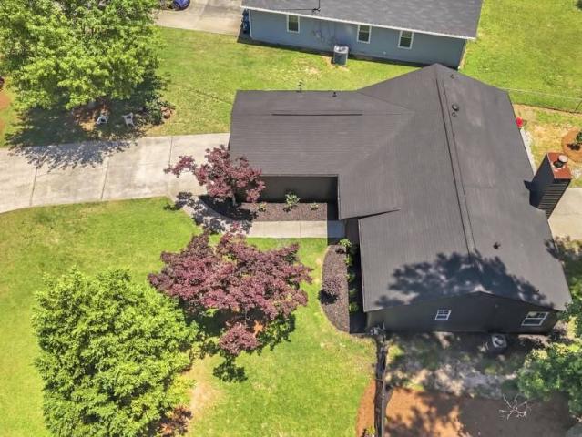 6735 River Glen Drive